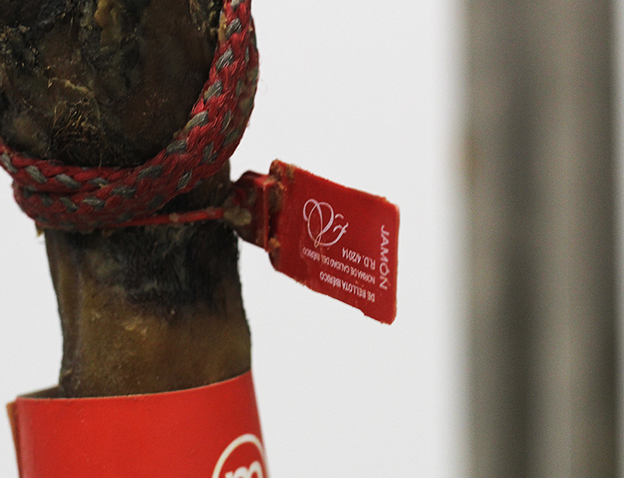 Los colores secretos del jamón - Distribuciones Monteverde